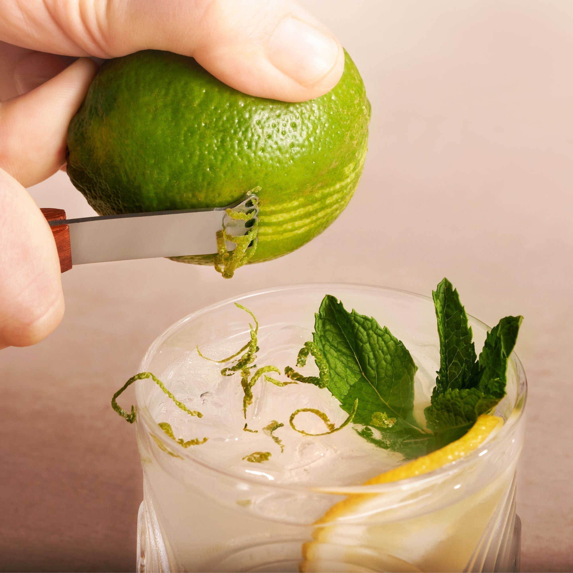 The Art of Citrus: Garnishes That Make the Drink – Viski