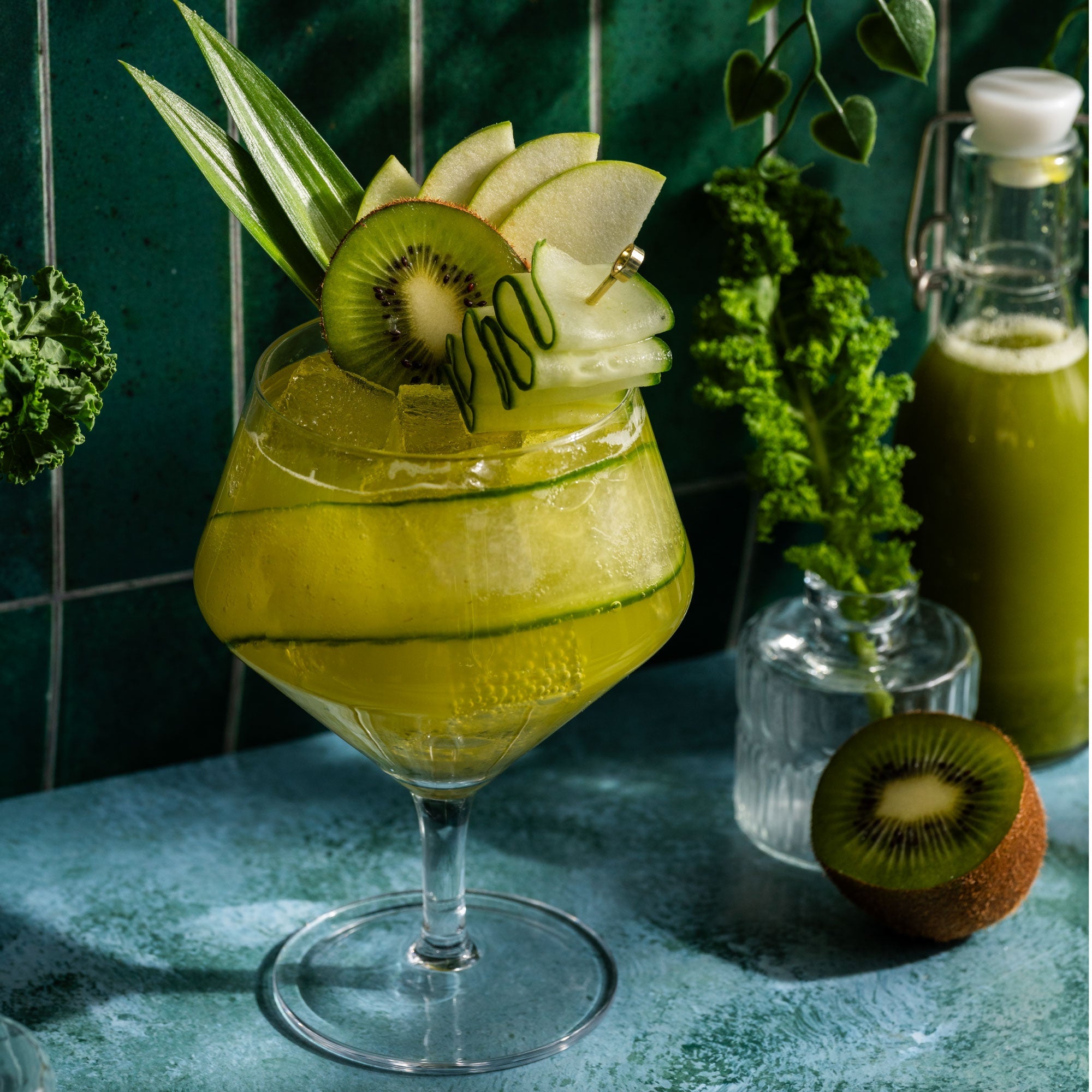 Green Fizz Mocktail Recipe – A Refreshing Zero-Proof Cocktail – Viski