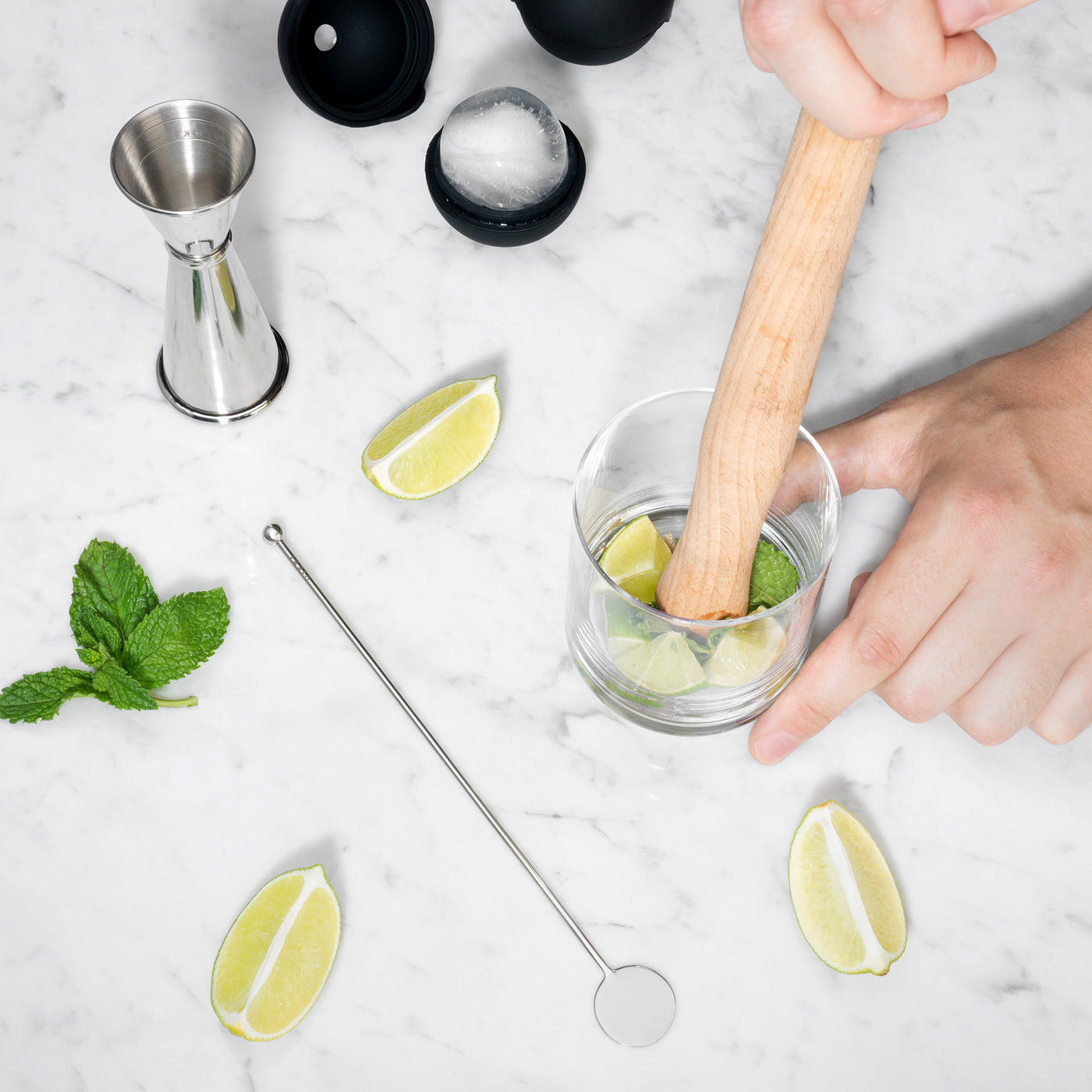 Home Mixologist Gift Ideas & Bar Sets | Viski